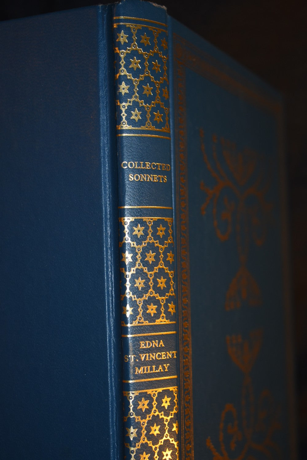 Collected Sonnets of Edna St. Vincent Millay – History Bound