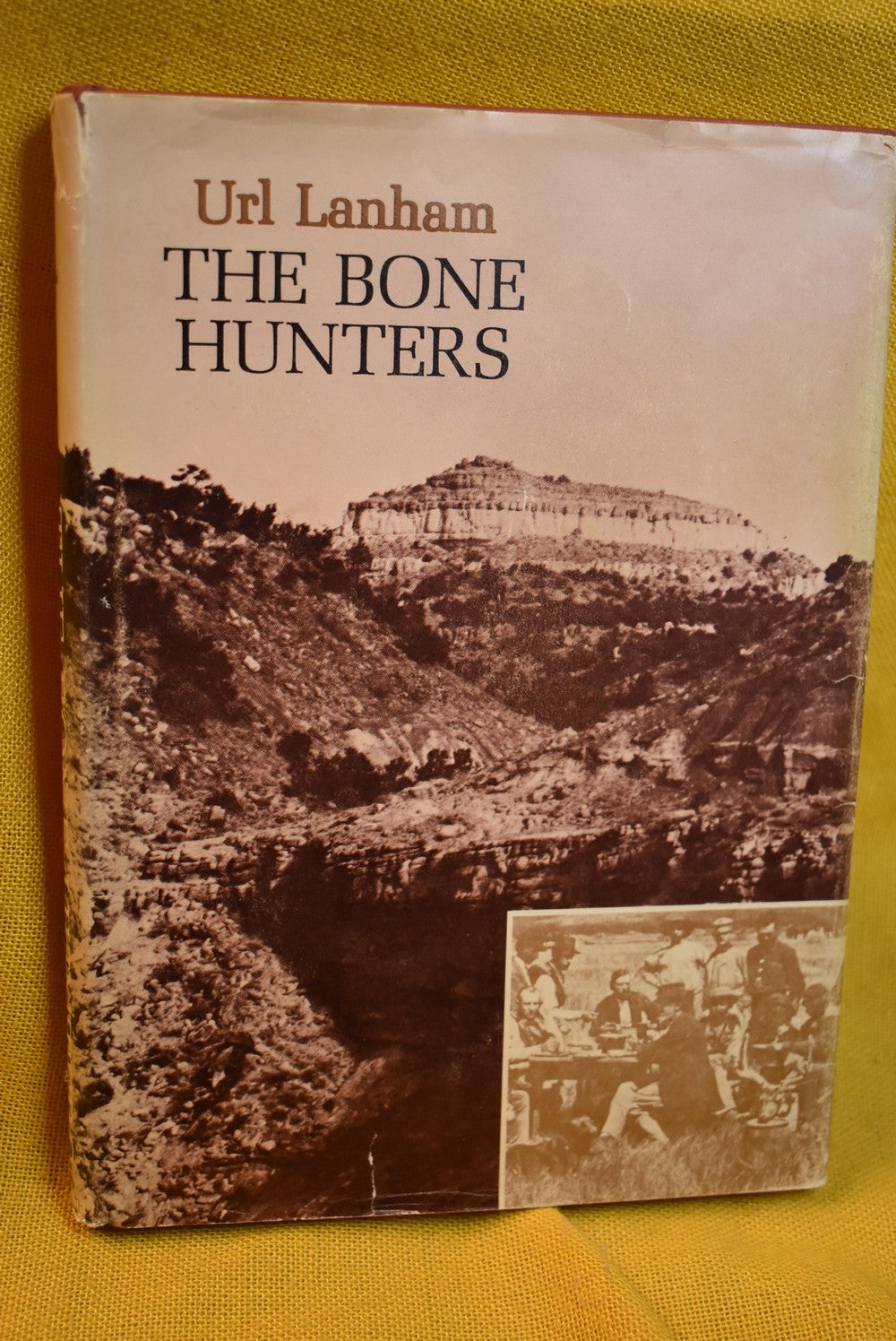 The Bone Hunters – History Bound