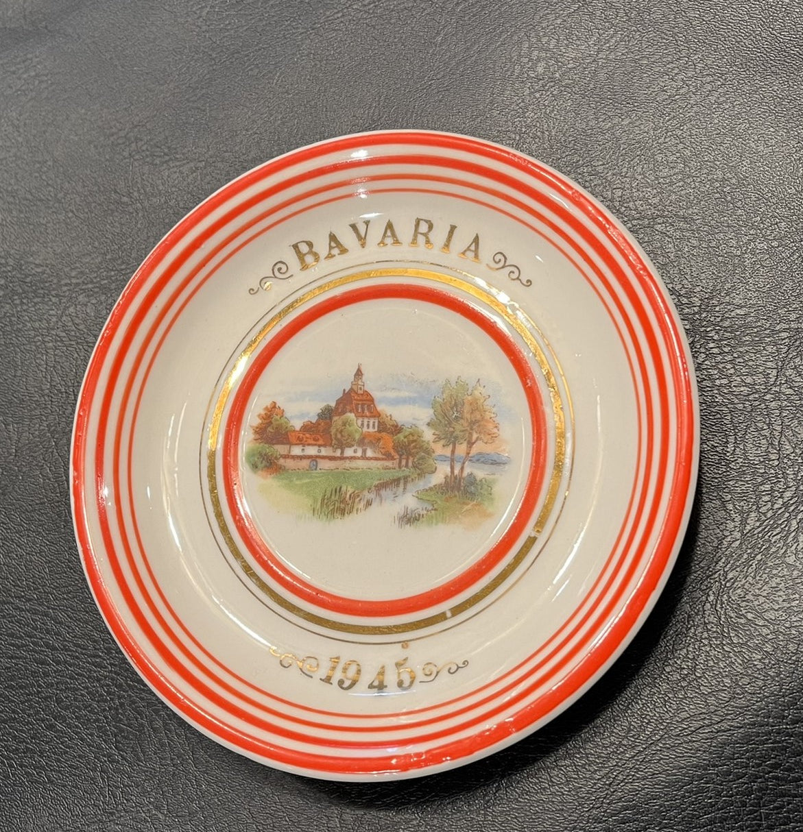 Souvenir Bavarian dish – History Bound